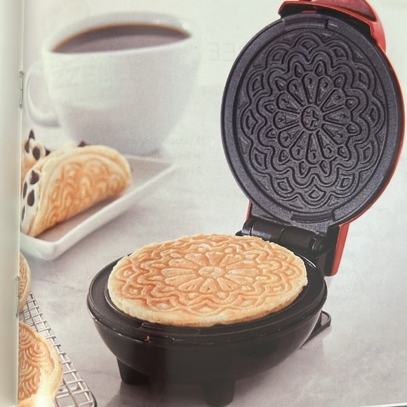 Dash | Kitchen | Dash Mini Pizzelle Maker With Recipe Book New | Poshmark